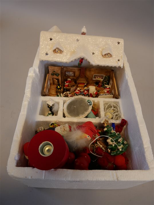 JULLÅDA – Auktionshuset i Örebro AB