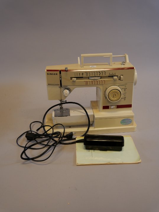 SYMASKIN. Singer 8618 Electronic – Auktionshuset i Örebro AB