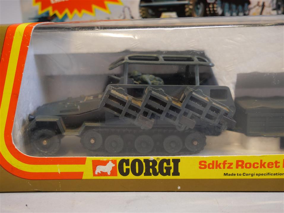 CORGI. Sdkfz Rocket Launcher, 907. Originalkartong – Auktionshuset i ...