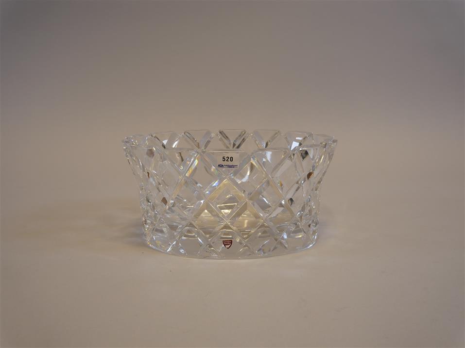 GUNNAR CYRÉN. Skål Sofiero, Orrefors. Etikett samt signerad GC, Orrefors. H. 15 cm L. 31 cm ...